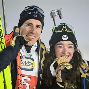 Mondiaux I Nove Mesto - La France en or sur le relais mixte simple, Quentin Fillon Maillet et ...