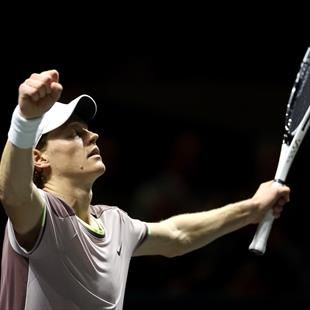 Marozsán, Fucsovics és a tornagyőztes Piros is javított, Sinner először ...