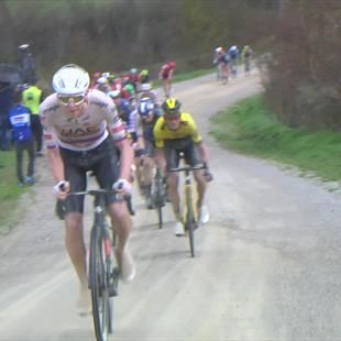 Tadej Pogacar face show în Strade Bianche! Slovenul a atacat cu 81 de ...