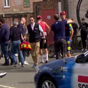 Paris - Roubaix: Frust pur bei Jonathan Milan nach Sturz: Italiener ...