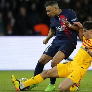 Pau Cubarsi zatrzymał Kyliana Mbappe. Kim jest 17-letni rekordzista ...