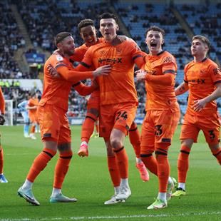 Povestea fantastică a lui Ipswich Town, care se pregătește să revină în ...