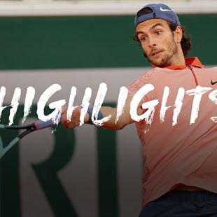 Lorenzo Musetti in gestione totale contro Daniel Elahi Galan: gli Highlights - Tennis video ...