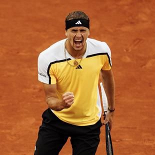 Roland-Garros 2024 : Alexander Zverev s'en sort par un trou de souris ...