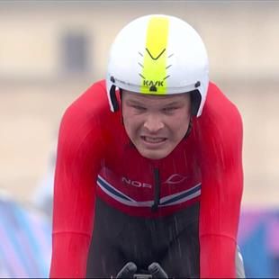 Tobias Foss passerer mål: – Aldri i nærheten av medaljer - Sykkel video ...