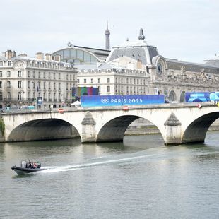 JO de Paris 2024 : le triathlon masculin reporté à mercredi à cause de ...
