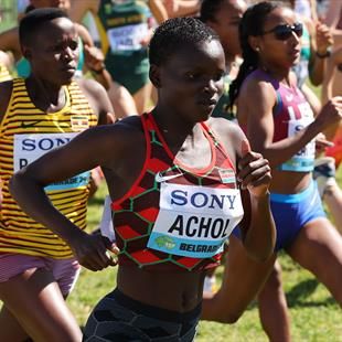 Kenyanca Emmaculate Anyango, vice-campioană mondială la 10 km pe şosea ...