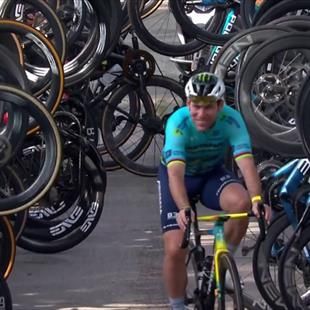 Singapore Criterium | Mark Cavendish gaat met pensioen - krijgt erehaag ...