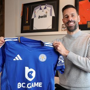 Ruud van Nistelrooy neuer Trainer bei Premier-League-Klub Leicester ...