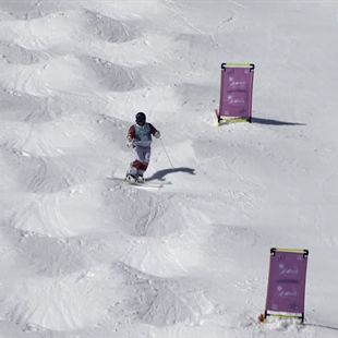 Mondiaux 2025 - Ski de bosses - 6e titre mondial pour Perrine Laffont ...