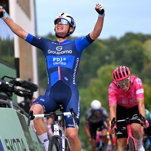 Romain Grégoire wint afsluitende etappe in Luxemburg door Healy te ...