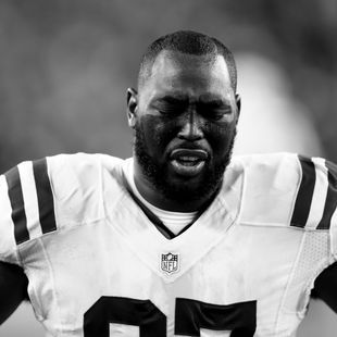 Arthur Jones, fost câştigător de Super Bowl, a încetat din viaţă la ...