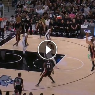 Simone Fontecchio segna 18 punti con 5/7 da tre nella partita tra Miami ...