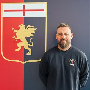 Genoa, ufficiale Daniele De Rossi nuovo allenatore: ma salterà la prima ...