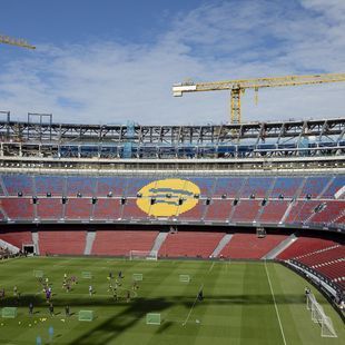 Két és fél év után tér vissza legendás stadionjába, a felújított Camp ...
