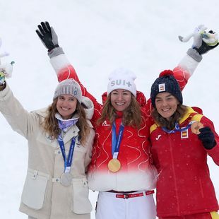 Un podio lleno de sentimiento: Ana Alonso recibe el bronce en la ...