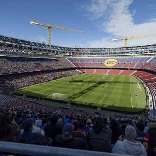 FC Barcelone - Le Camp Nou passe à un peu moins de 63 000 places en ...