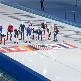 Fire sekunder fra exit: Se hele Viktor Thorups nervepirrende semifinale ...