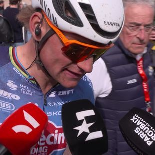 Paris-Roubaix: Mathieu van der Poel hadert nach Defekt und Radwechsel ...