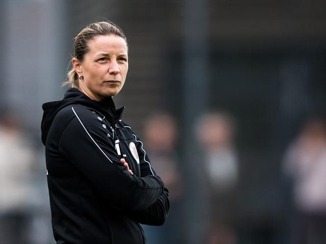 Inka Grings diventa la prima allenatrice in Germania di una squadra ...