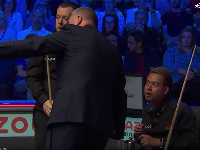 Snooker. Błąd sędziego w meczu Mark Allen - Noppon Saengkham w 1/2 ...