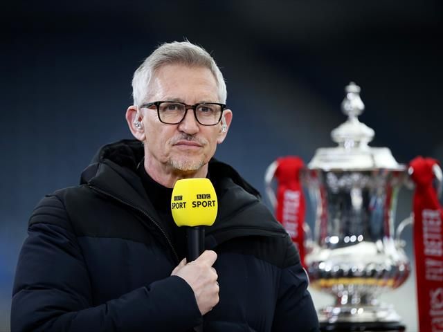 La BBC réintègre son présentateur star Gary Lineker après le tollé ...