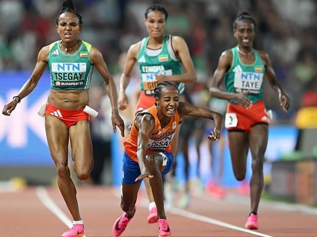 WK atletiek | “Alles doet pijn: mijn knie, mijn heupen…” - Sifan Hassan draagt gevolgen van val ...