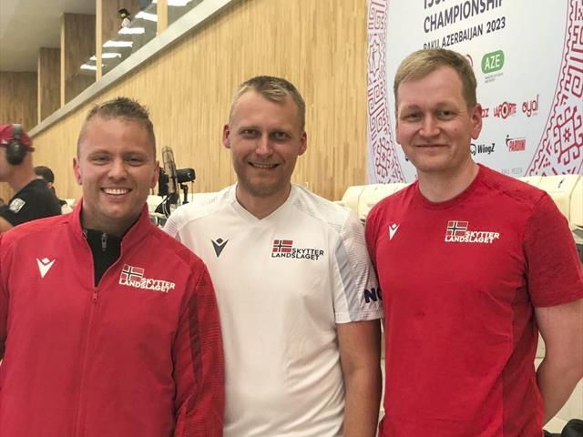VM i skyting: Norge tok gull og sølv i lagkonkurransen på 300 meter ...