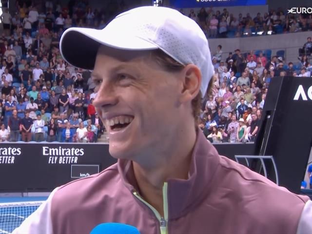 Australian Open - Jannik Sinner se la ride: "Muscoli? Sogno di avere un ...