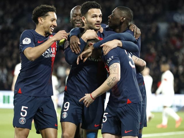 Ligue 1: PSG zum zwölften Mal französischer Meister - Pariser feiern nach Monaco-Ausrutscher auf ...