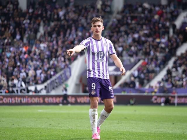 Chi è Thijs Dallinga il nuovo attaccante ufficializzato dal Bologna e ...