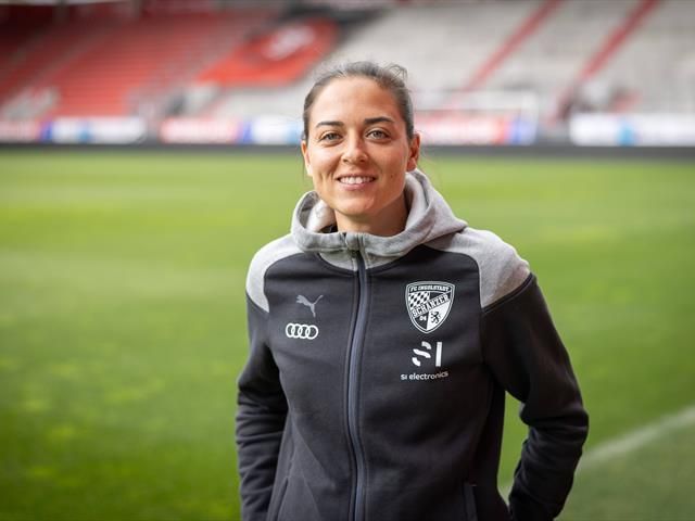 Sabrina Wittmann schreibt als erste Cheftrainerin einer deutschen ...