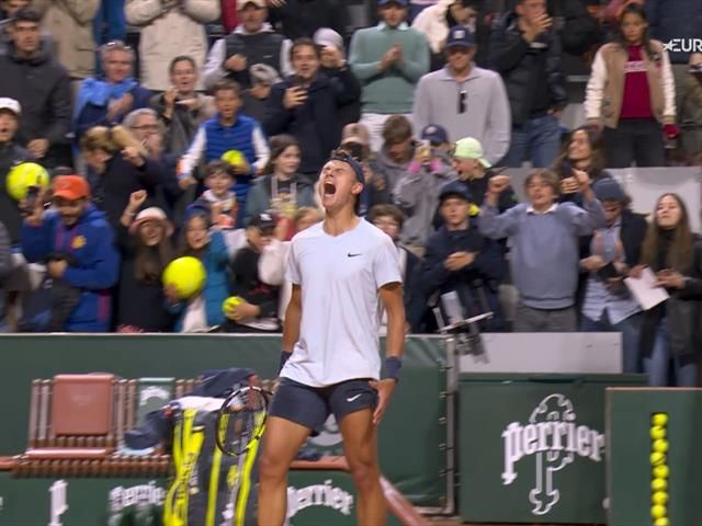 Holger Rune laver comeback og vinder i fuldstændig vanvittigt match tie break – se afgørelsen ...