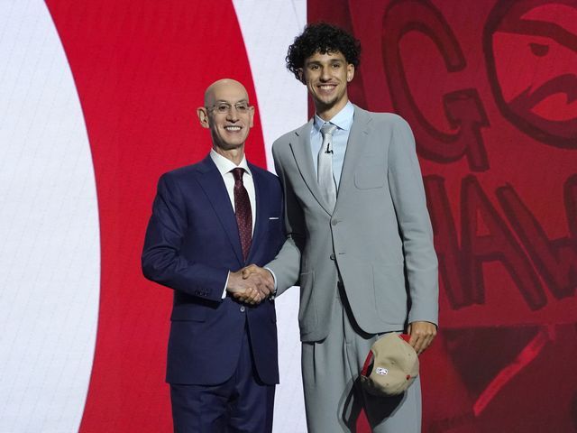 Zaccharie Risacher alla 1 del Draft per gli Hawks! La Francia esulta ...