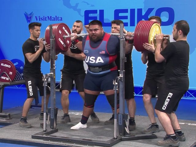 Alla scoperta del Powerlifting: squat, panca piana e stacco da terra ...
