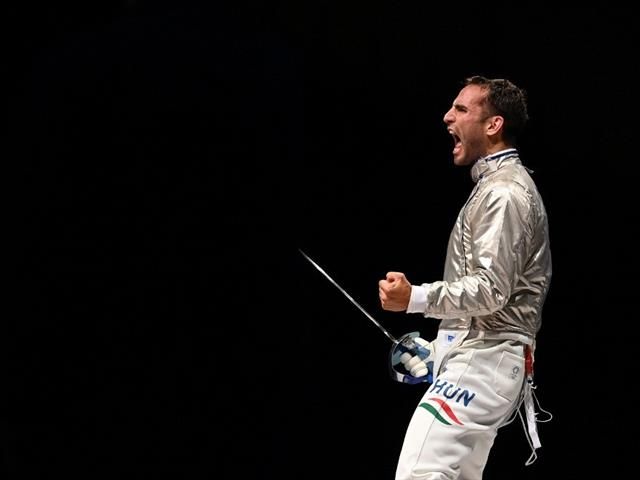 Vívás a párizsi olimpián: Szilágyi Áron a 4. aranyáért hajt, magyar ...