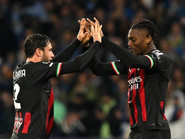 Milan-Cagliari, ufficiali: Leao e Calabria tornano titolari, Tomori ...