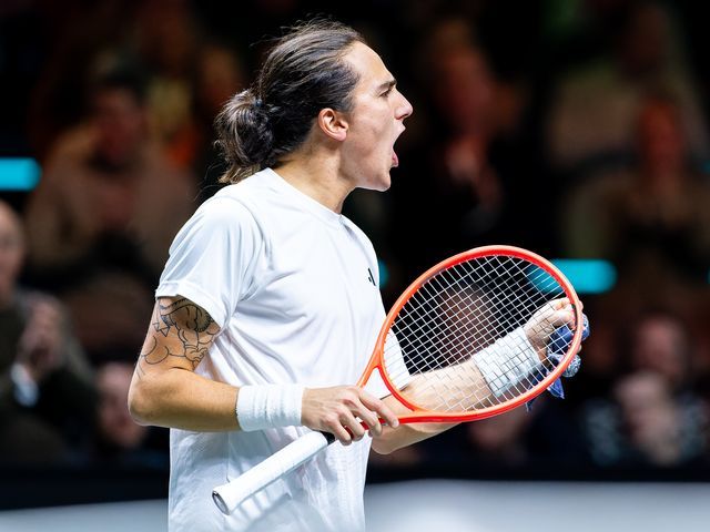 Mattia Bellucci, il sogno continua! Travolge Tsitsipas in 2 set: è in ...