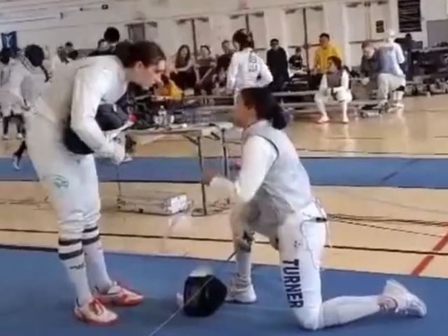 Transgender-Eklat in den USA zwischen Stephanie Turner und Redmond ...