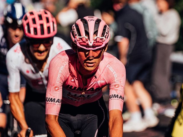 16e étape du Giro 2025 | Les Rois de la Pédale | Le "gamin" Isaac del ...