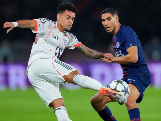 FC Bayern München siegt in Unterzahl bei Paris Saint-Germain - Luis ...