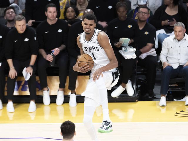 Série historique pour Victor Wembanyama (San Antonio Spurs), les ...