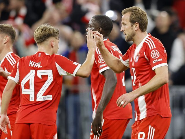 FC Bayern - Sporting Lissabon - Aufstellungen: Lennart Karl wieder von ...