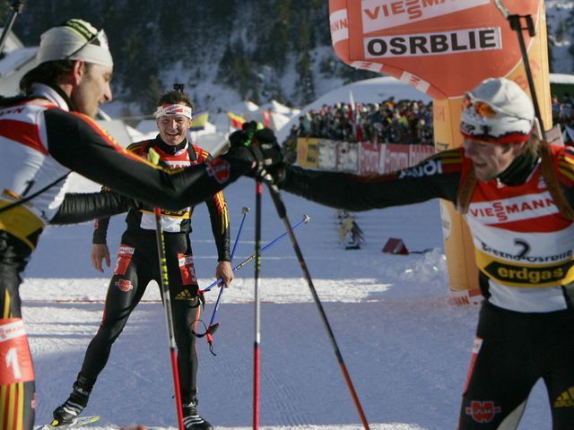 18. Dezember 2005 - kein Tag wie jeder andere: DSV-Athleten mit ...