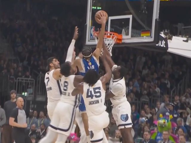 "Det er potentielt årets dunk!" - Kæmpe dunk af Anthony Black fra ...