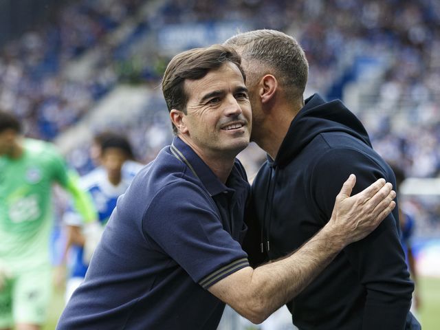 Bayer Leverkusen holt Carles Martínez vom FC Toulouse als neuen Trainer ...