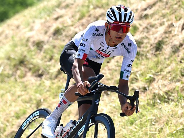 TOUR AUVERGNE-RHÔNE-ALPES - Isaac Del Toro en solitaire, Paul Seixas ...